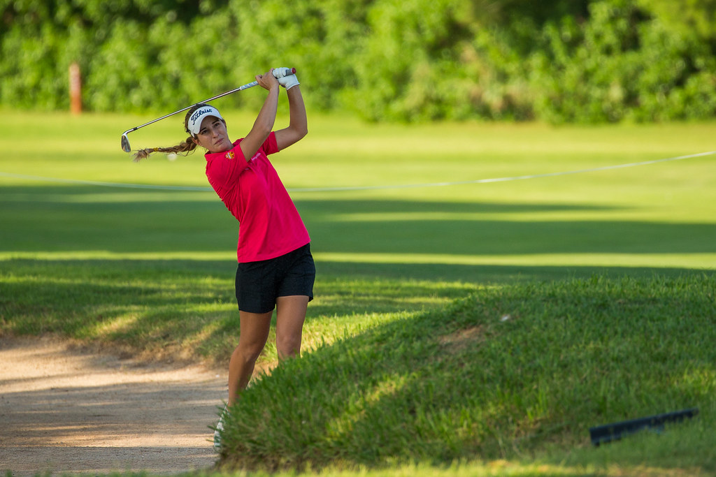Luna Sobrón - T Golf